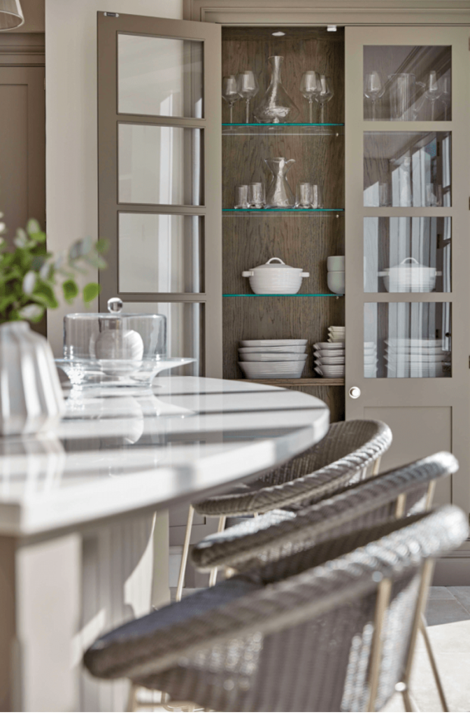 Mashup Monday 7: Inspired English Kitchen Details from Tom Howley ...